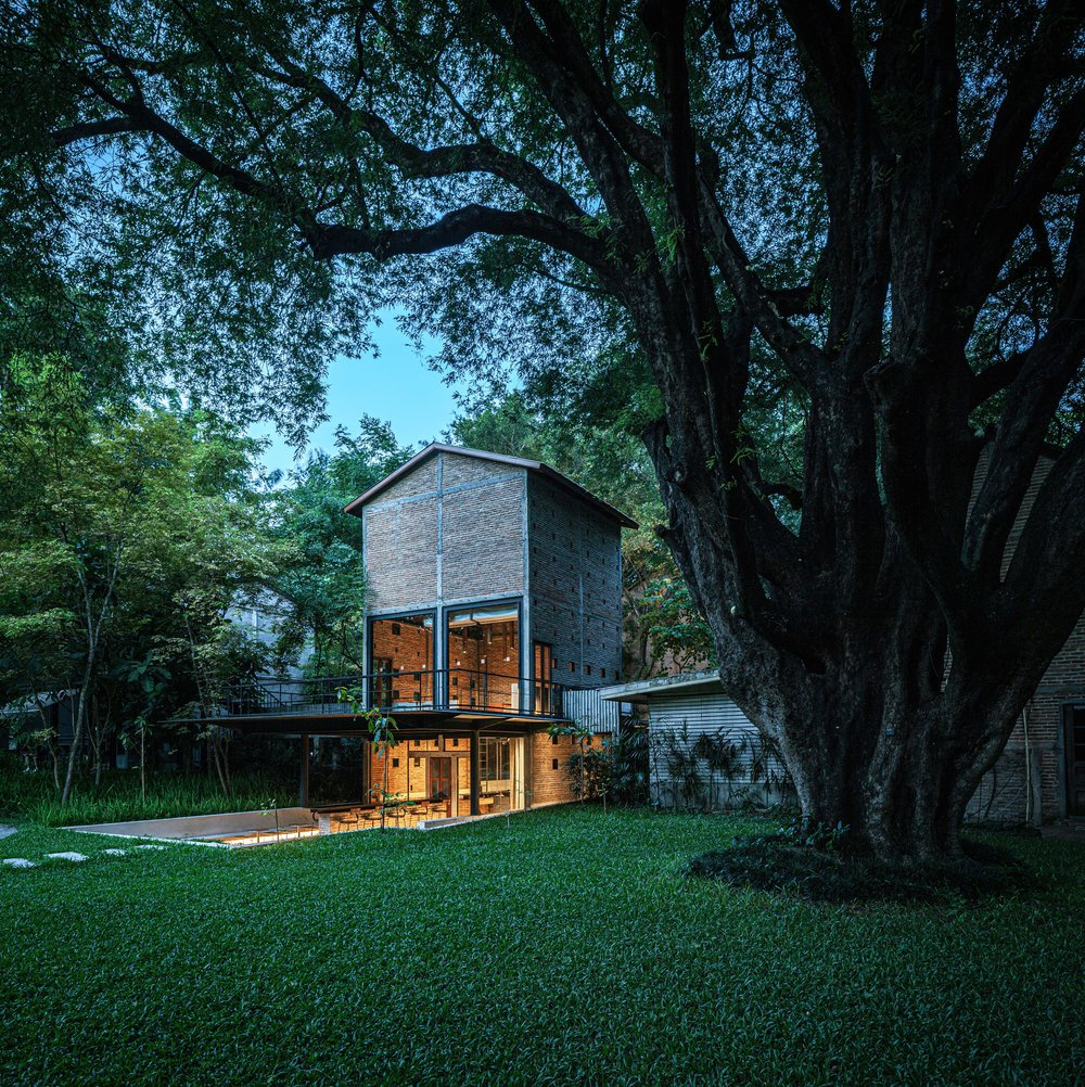 Kaomai Tea Barn by PAVA Architects Restores Its Historic Features in a ...