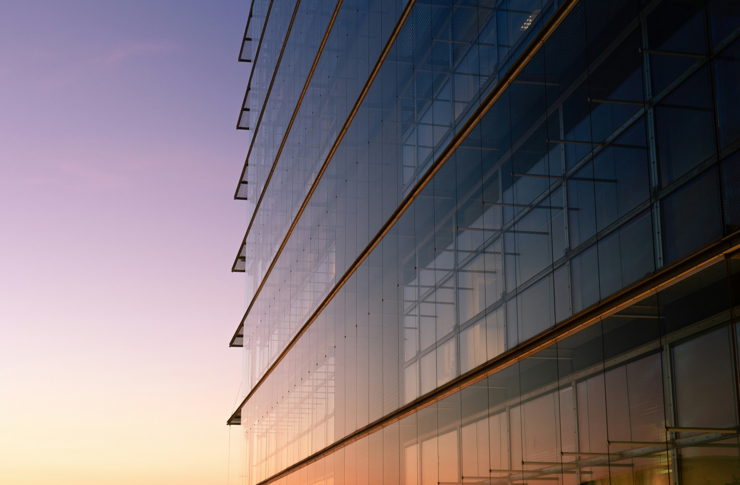 Glass Wall Installation Ideas To Elevate and Modernize Your Home Design